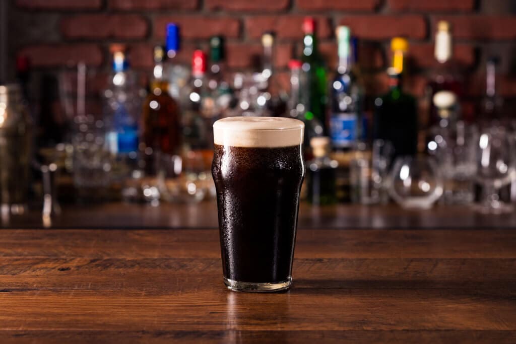 What is the Difference Between a Stout and a Porter? • The Growler Guys